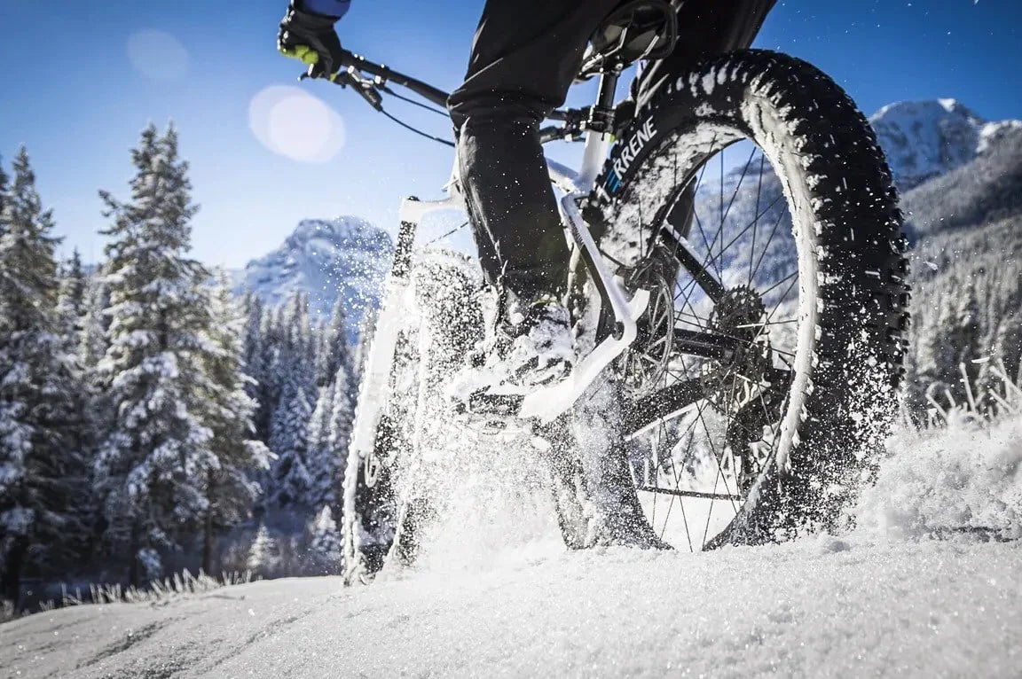 "Are Fat Tire Bikes Suitable for Winter Riding?" – Hycline